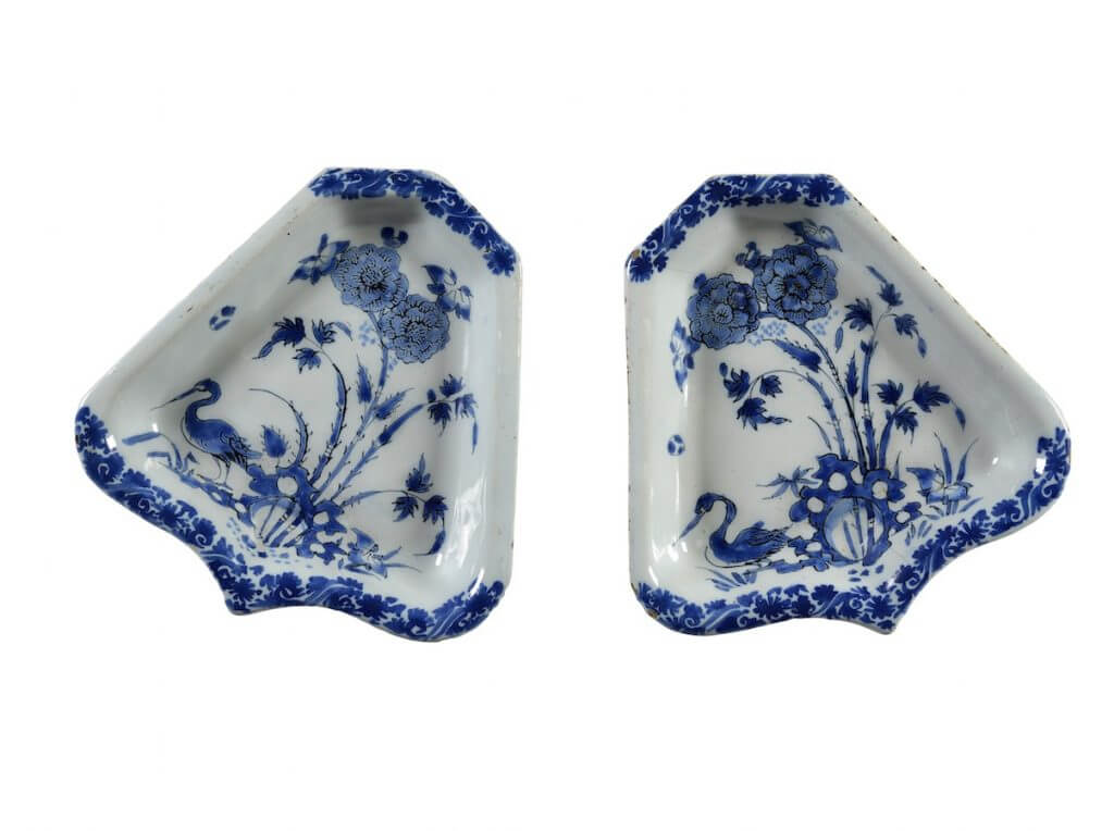 D1607. Pair of Blue and White Fan-Shaped Sweetmeat Dishes – Aronson ...