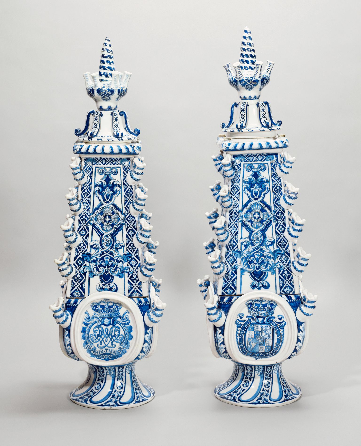 A Passion and a Fashion; Queen Mary II’s Delftware at Hampton Court ...
